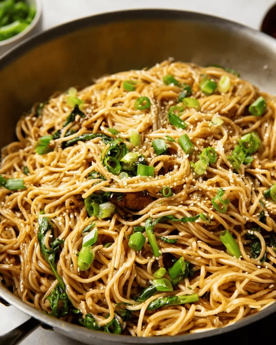 Garlic Noodles - Mom Cooks Fast